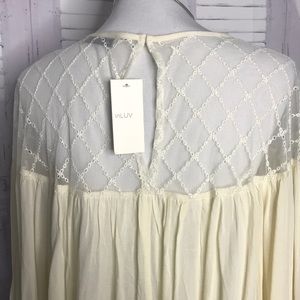 inLuv | Tops | New Boho Chic Top X 2x Ivory Spring Top Elegant | Poshmark